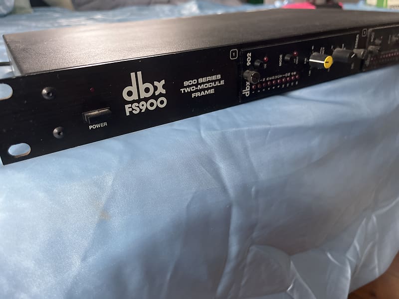 DBX FS900 900 series Rack Frame with two 902 De-Essers | Reverb