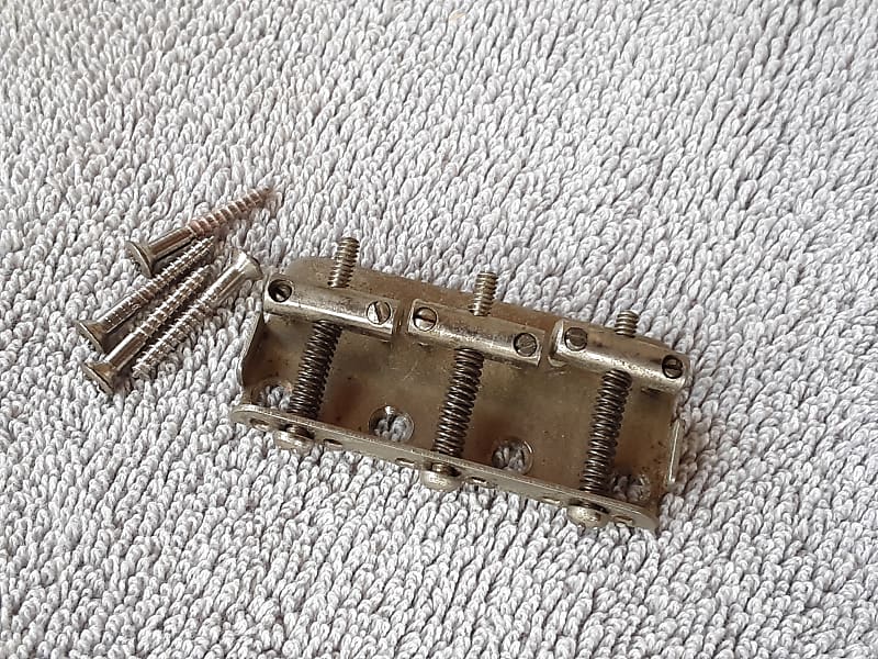 1956 1957 Fender Musicmaster Duo Sonic guitar bridge | Reverb