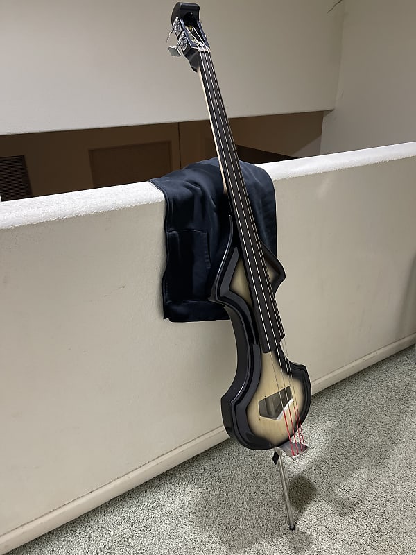 Unknown Mini baby bass - Black Sunburst | Reverb