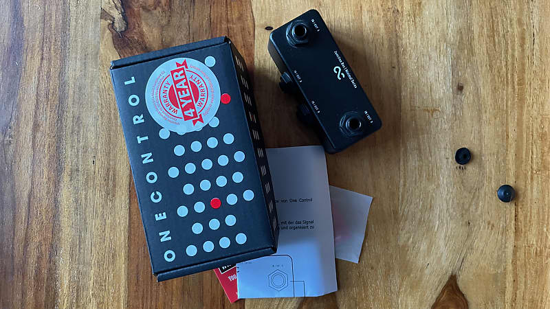 One Control Minimal Series Pedal Board Junction | Reverb Deutschland