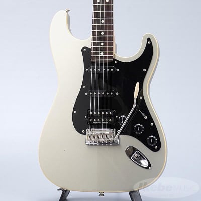 Fender Modern Stratocaster HSS Mod -Made in Japan- (Inca Fender Modern Stratocaster HSS Mod -Made in Japan- (Inca
