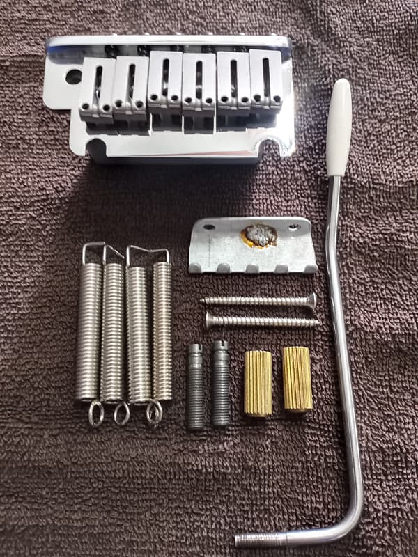 Fender American Standard 2 point tremolo 1997 - Chrome | Reverb