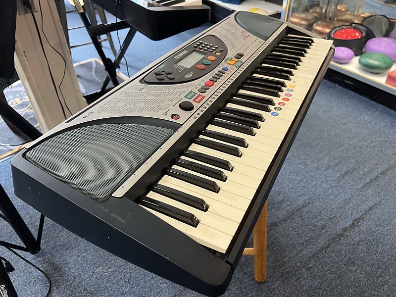 Yamaha PSR-240 Portable Keyboard with MIDI used | Reverb