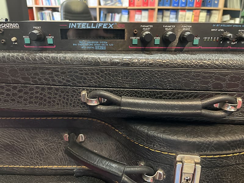 Rocktron Intellifex 24 bit intelligent fx processor | Reverb