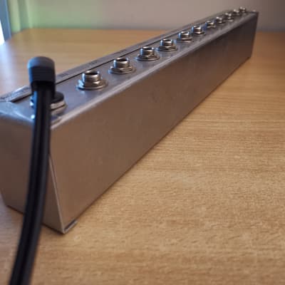 Loopmasters Loop Master 4-Channel Tuner Out Master Bypass | Reverb