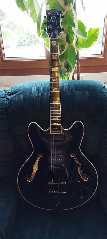 Vox Bobcat V90 Bigsby - JET BLACK | Reverb