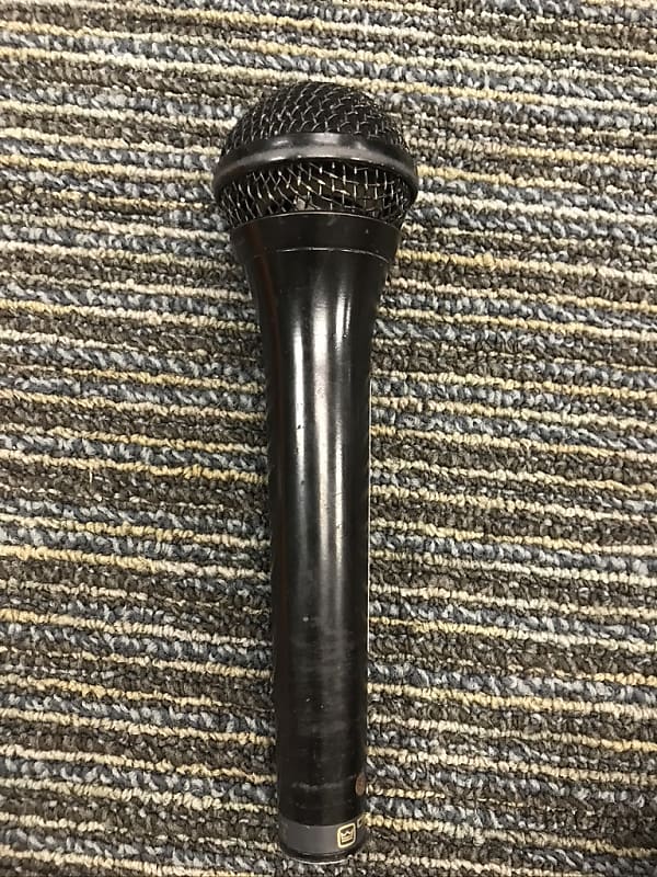 CROWN CM-310A - Kurt Cobain-Style Live Microphone | Reverb