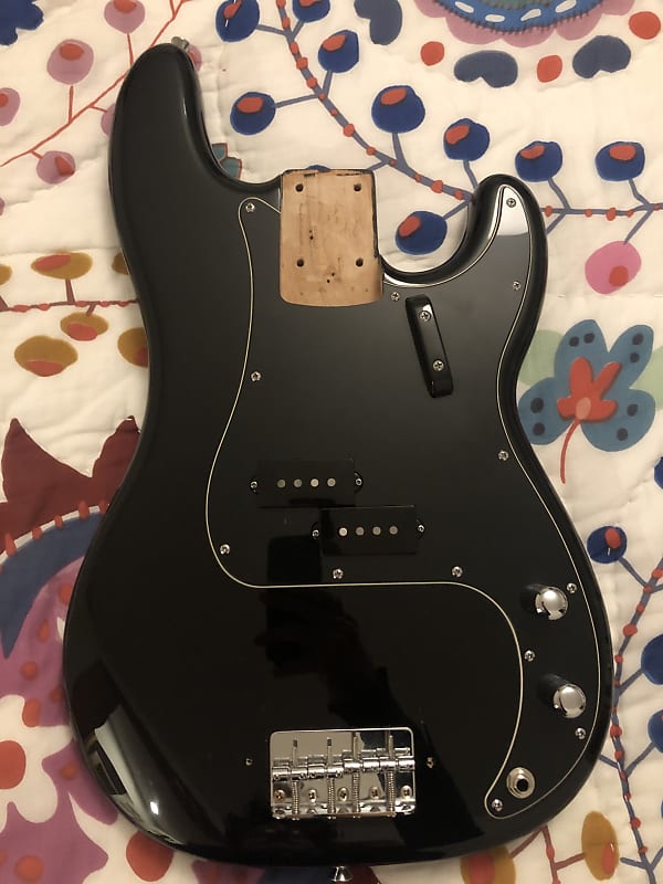 Loaded Squier Classic Vibe 70’s Precision Bass Body - 2018 - | Reverb