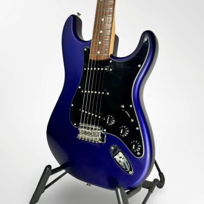 2000 Fender Standard Stratocaster Midnight Blue Finish | Reverb