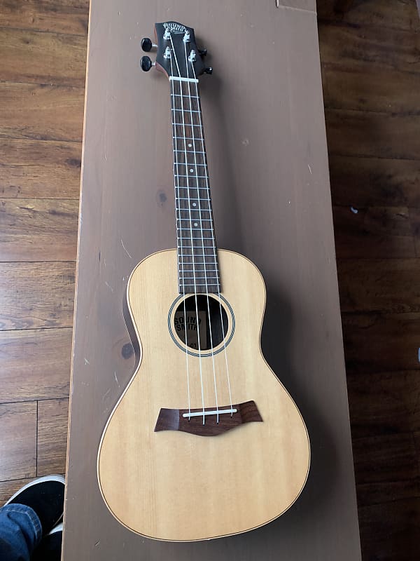 SoundSmith Spruce/Rosewood Concert Ukulele | Reverb