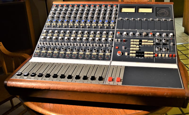 Neve 12 Input Melbourn Portable Console Excellent! | Reverb