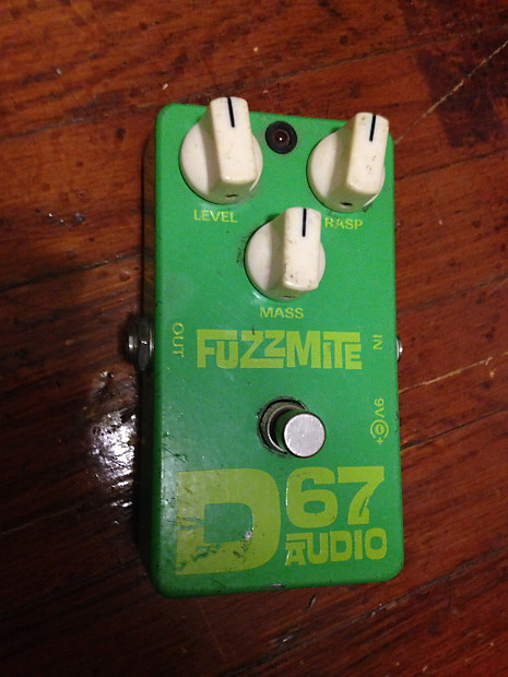 Hand wired D67 Audio Fuzzmite (Mosrite Clone) | Reverb
