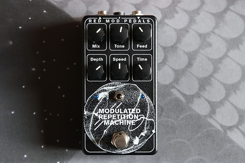 Modulated repetition machine Analog voiced Modulated delay | Reverb