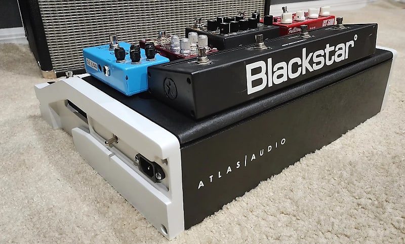 Atlas Audio T Series 2-tiered Custom Designed Pedalboard 24" | Reverb