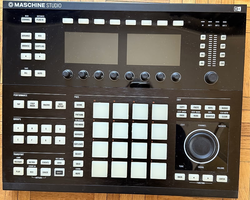 NATIVE INSTRUME Studio Black HW 2011 - Black | Reverb