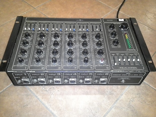 Traynor 6401 Mixer | Reverb