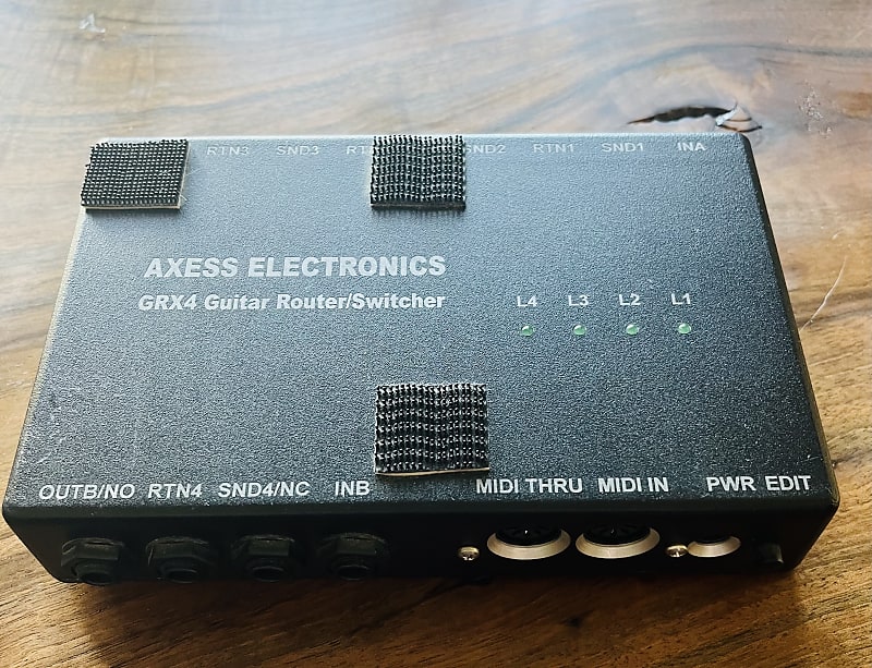 AXESS ELECTRONICS GRX4 Guitar Router/Switcher 2000 Black | Reverb