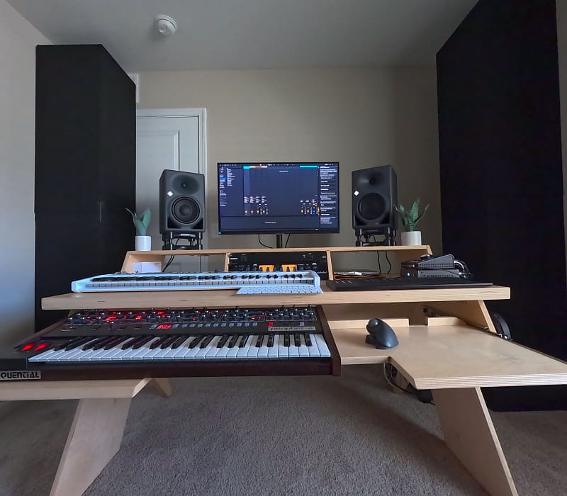 Output Platform Music Studio Desk | Reverb