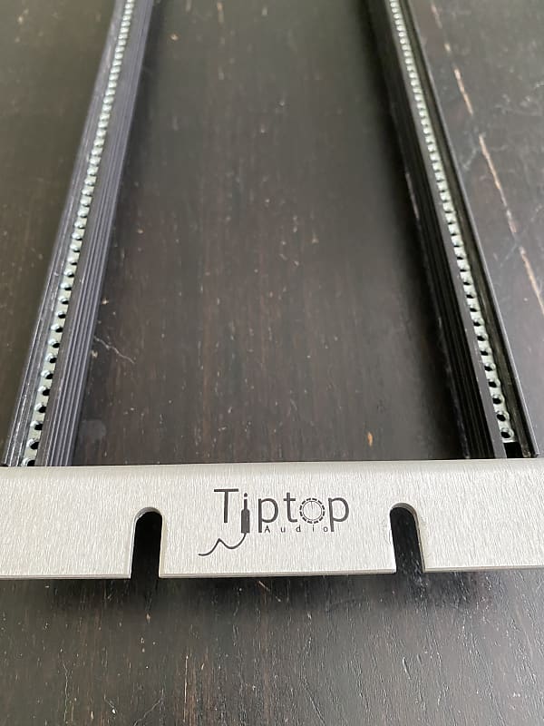 Tiptop Audio - Z-Rails with Z-Ear Rackmount | Reverb