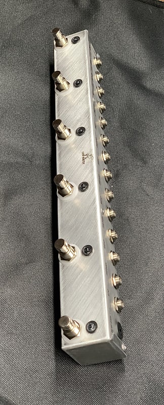 Loop-Master Pedals 6 Loop Skinny True Bypass Looper | Reverb Australia