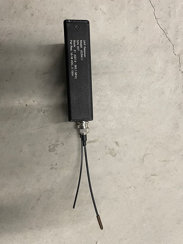 Lectrosonics 411 Digital Hybrid Receiver, Block 21 | Reverb