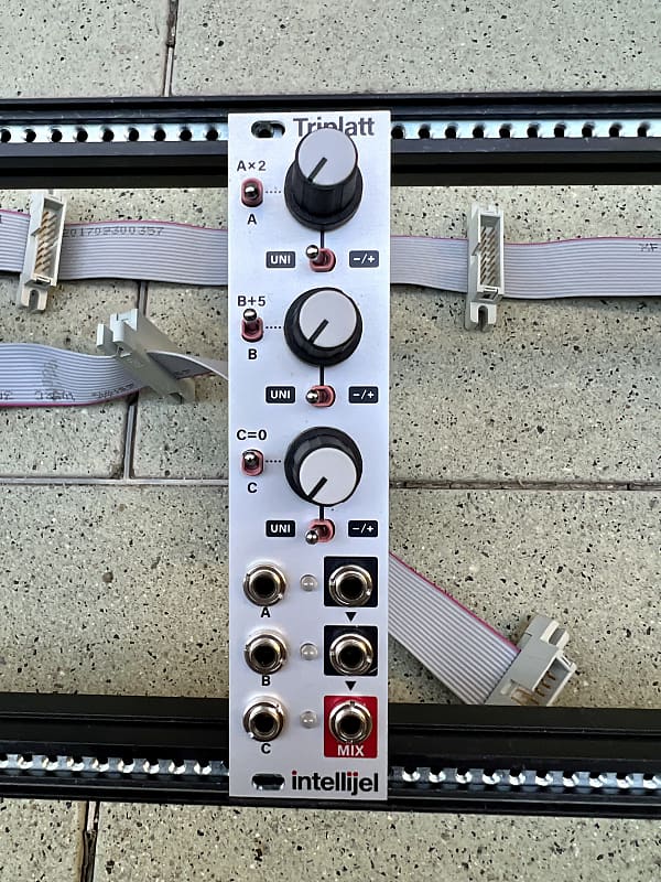 Intellijel Triplatt | Reverb