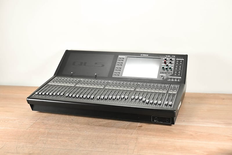 Yamaha QL5 64-Channel Digital Audio Mixing Console CG0065H | Reverb