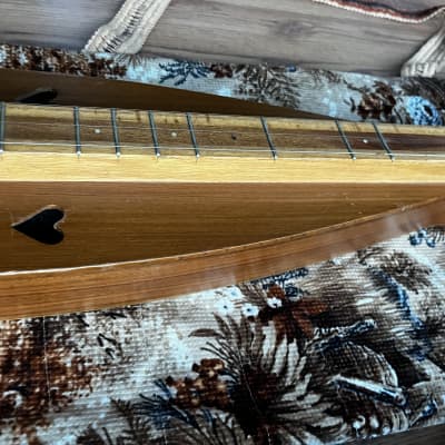 Bill and Lora Berg Hourglass Dulcimer | Reverb