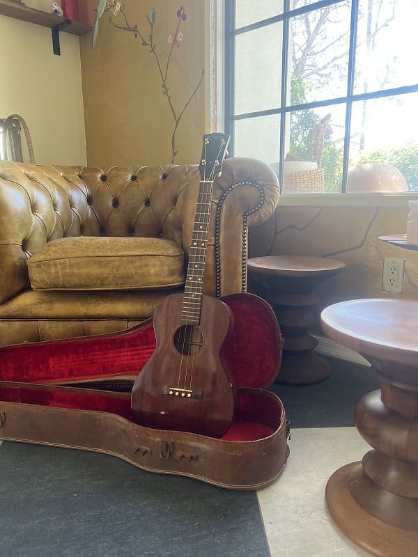 Gibson Baritone uke 1960s - Mahogany vintage ukulele | Reverb