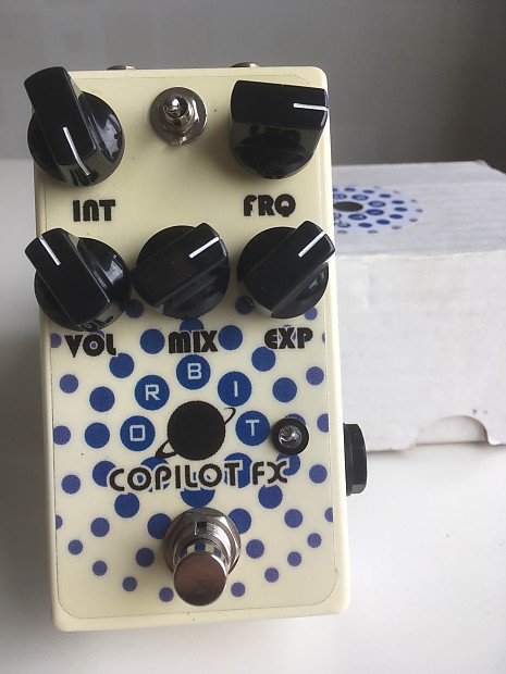 Copilot FX Orbit boutique frequency modulated fuzz | Reverb UK