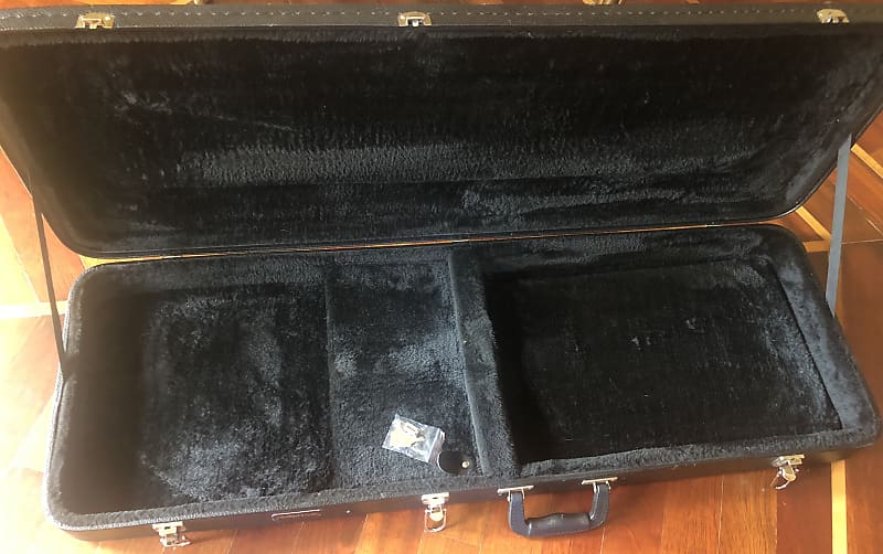 Wolfpak Electric guitar Hard case w/ Keys | Reverb