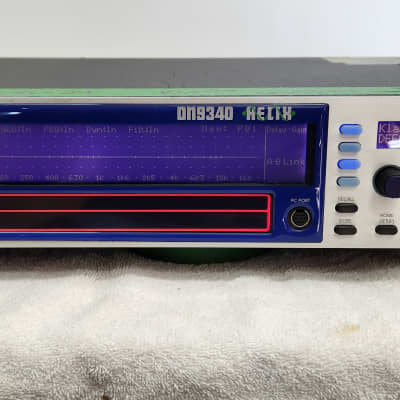 Klark Teknik DN9340 Helix Digital Equalizer—Graphic | Reverb Canada