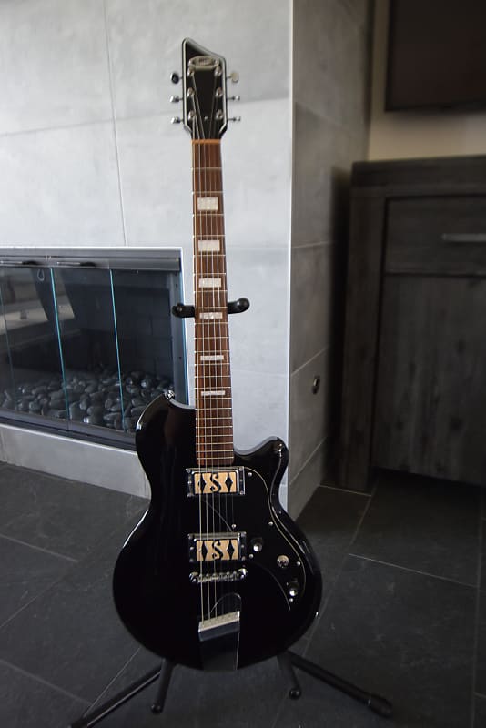 SUPRO WESTBURY - DUAL GOLD FOIL PICKUPS - JET-BLACK | Reverb