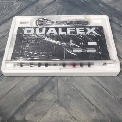 Used Behringer Dualfex EX2100 Multiband Sound Enhancement | Reverb