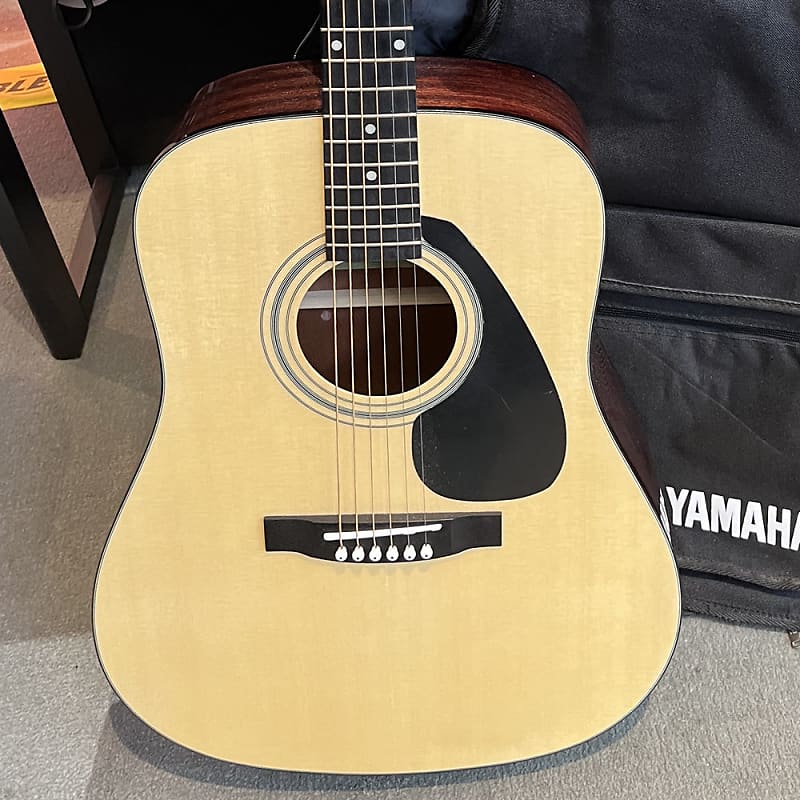 Yamaha FD01 Acoustic Dreadnought Guitar w/padded gig bag | Reverb