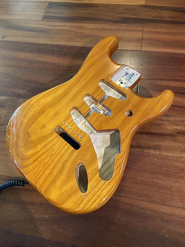 2019 Fender Vintera 70s Amber Strat 3 Bolt Stratocaster Ash | Reverb