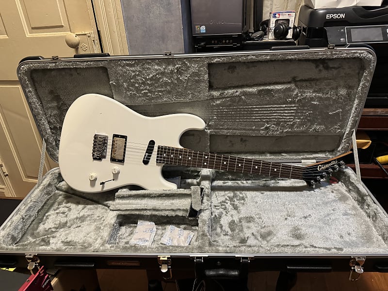 Charvel Charvette electric guitar 80s - White | Reverb