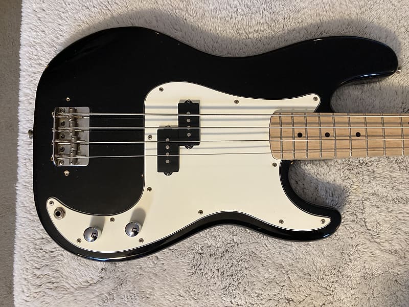 Fender Precision bass 90’s - Black | Reverb