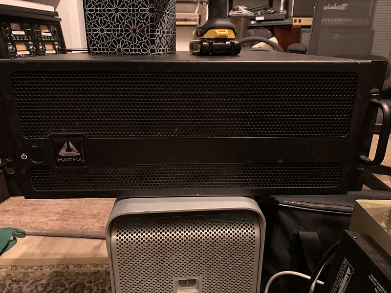 Magma Expansion Chassis PCIe [6-slot] | Reverb