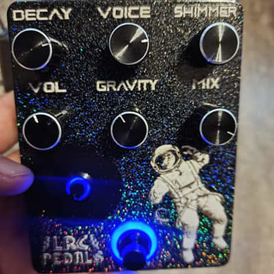 Black Hole shimmer reverb | Reverb