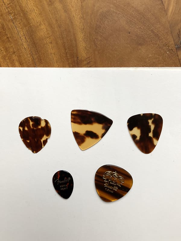 3 vintage flat picks + 2 non-vintage | Reverb