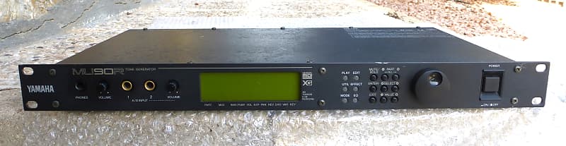 Yamaha MU90R. MIDI Expander PCM + DSP Fx. Rack 1u | Reverb