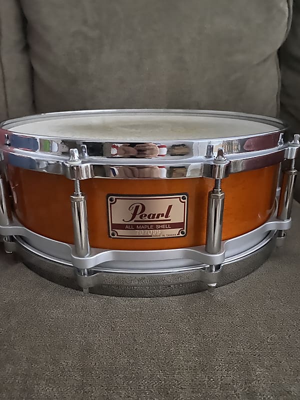 Pearl Free Floating vintage Amber Lacquer 5”x14” snare drum | Reverb