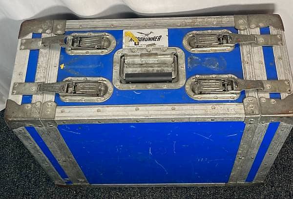 Used Roadrunner 6 Space Rack Case | Reverb
