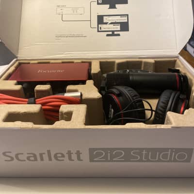 Focusrite Scarlett 2i2 Studio-3rd Generation 2019 | Reverb Canada