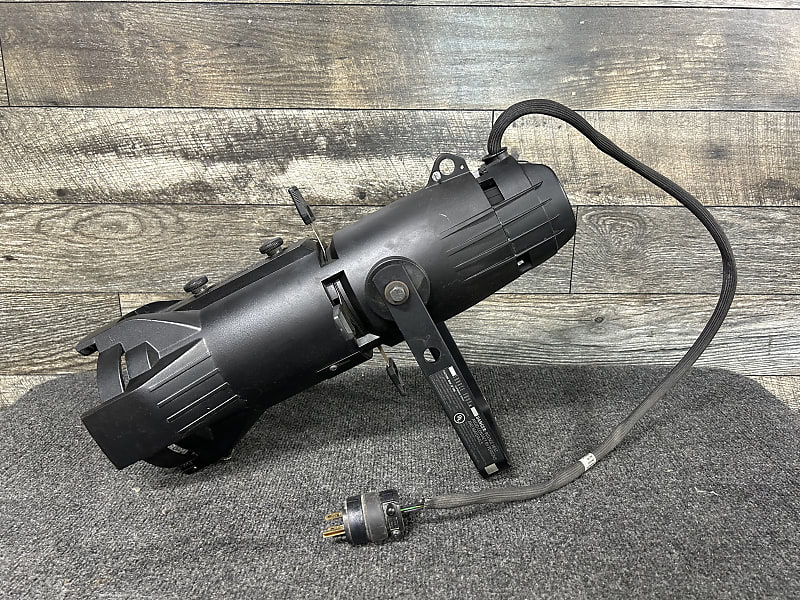 ETC Source Four Jr 25-50 Degree Zoom 575 Ellipsoidal Light | Reverb