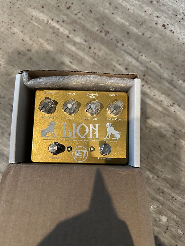 Jet Pedals Lion Distortion 2024 - Gold | Reverb