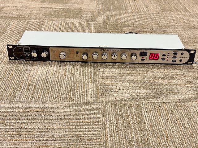 Zoom Studio 1204, 1U Rack Space, Multi FX Processor w/ Power | Reverb