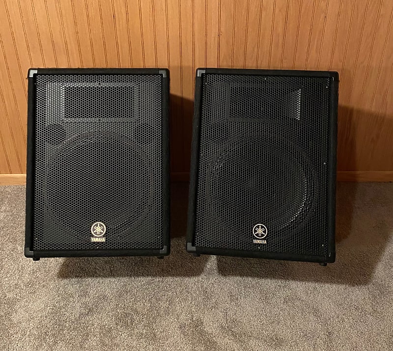 Yamaha BR15 400w 2-Way Passive 15" Speaker-pair with cables | Reverb