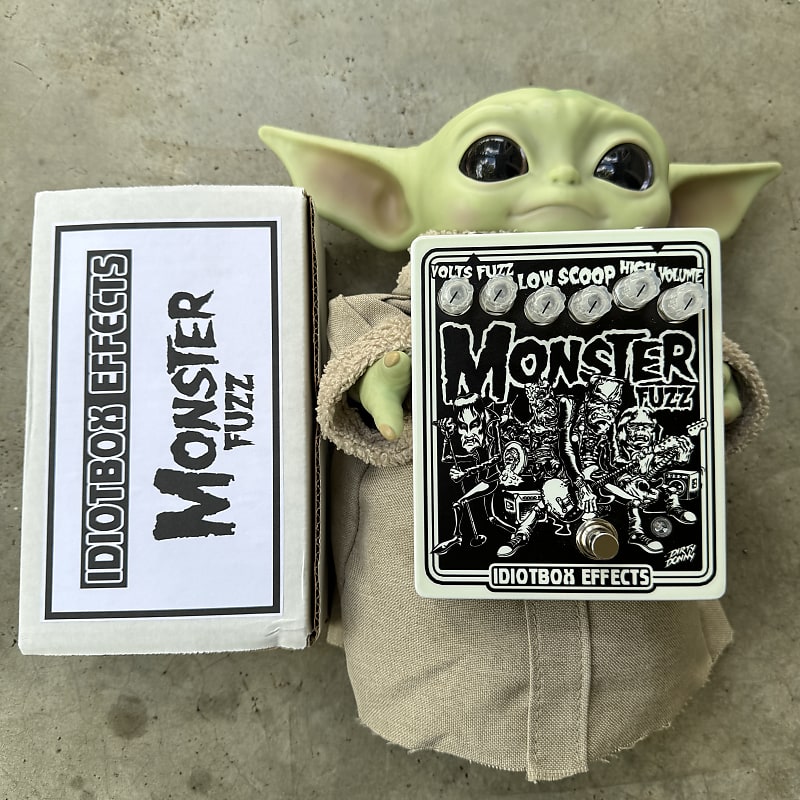 IdiotBox Effects Monster Fuzz 2023 - White/glow in the dark | Reverb